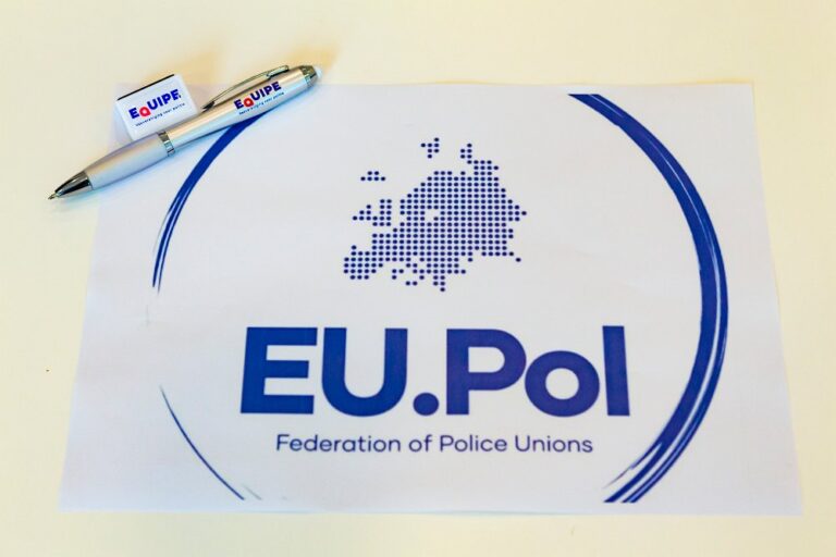 Equipe presenteert bij EU.Pol in Barcelona - Equipe